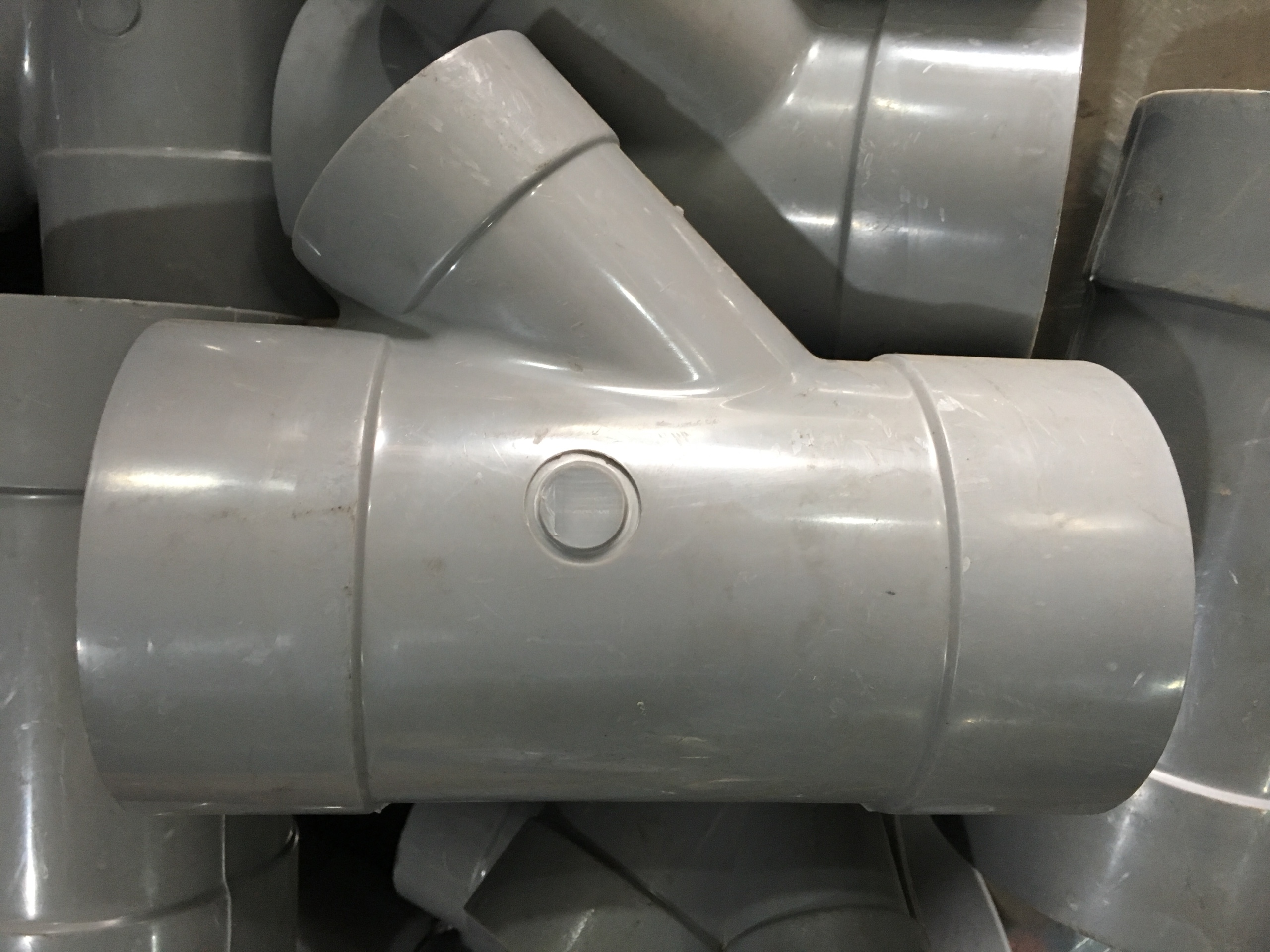 Y giảm PVC 114×60 Bình Minh – VẬT LIỆU CÔNG TRÌNH