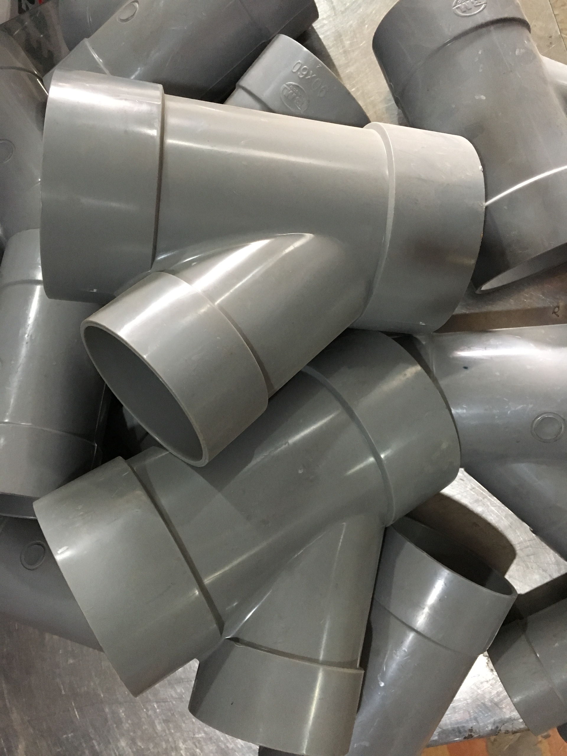 Y giảm PVC 60×42 Bình Minh – VẬT LIỆU CÔNG TRÌNH